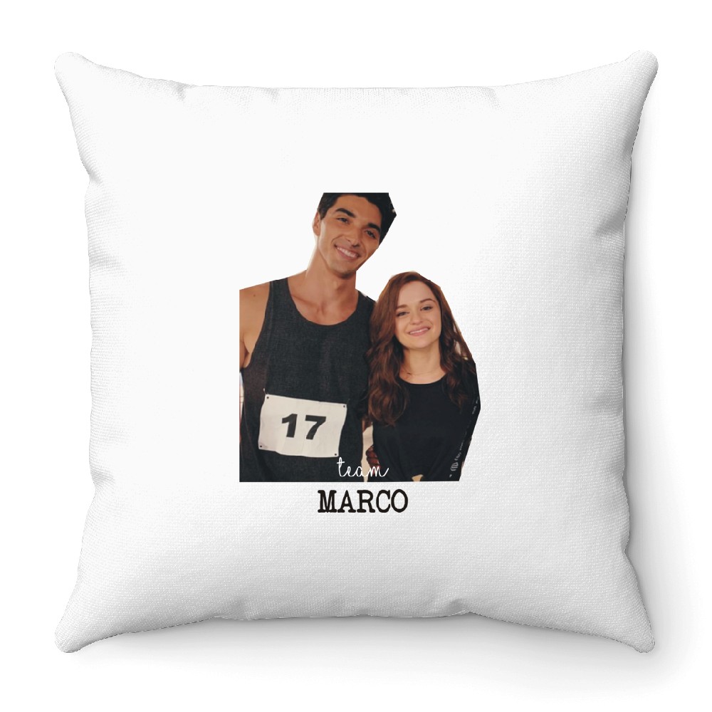 Team Marco, The Kissing Booth - The Kissing Booth 2 - Throw Pillows